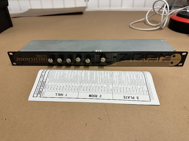 Zoom 1201 Multi Effects Unit | Reverb