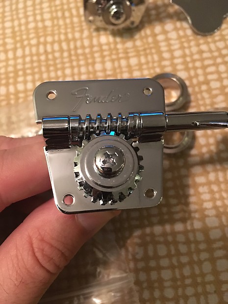 Fender Vintage '70s Fender Stamped Open Gear Tuning Machines‎ | Reverb