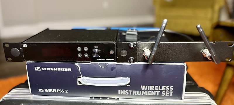 Sennheiser XSW 2-CL1-A Wireless Dual Guitar System - A Band | Reverb