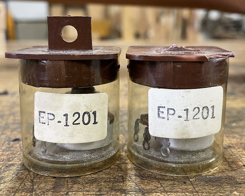 Vintage 1984 DiMarzio 500K pots (x2) | Reverb