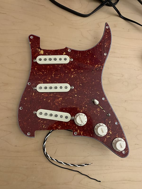 Fender Pure Vintage 65 Tortoise Loaded Pickguard | Reverb