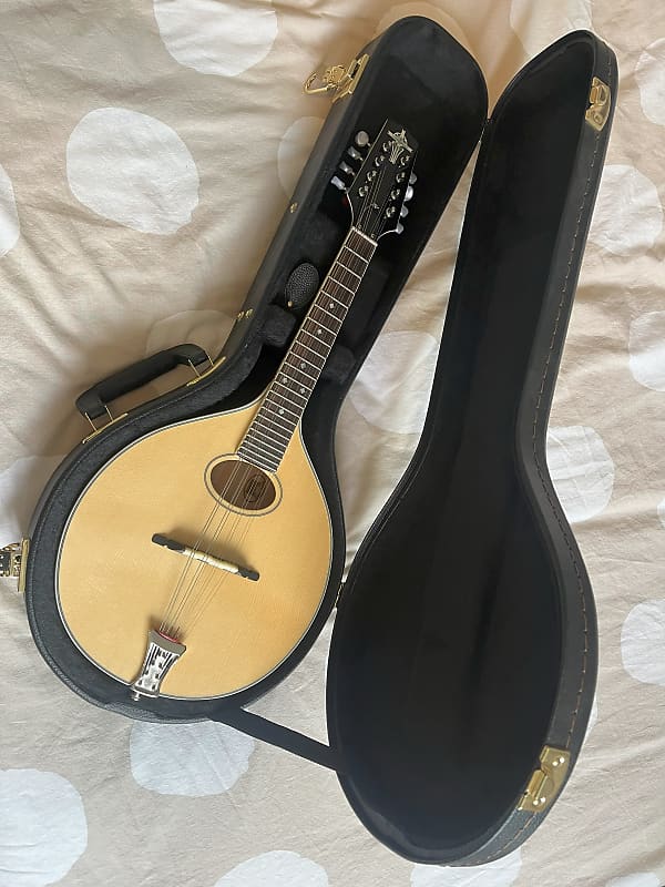 Trinity College Mandolin 2023 | Reverb UK