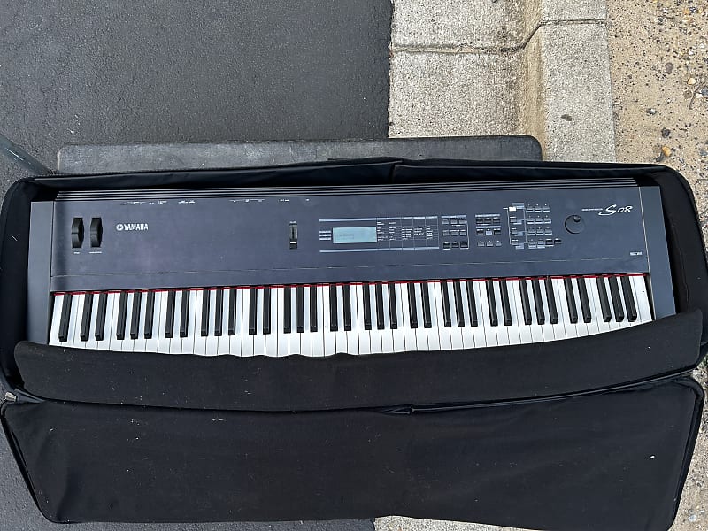 Yamaha S08 Keyboard Synthesizer | Reverb