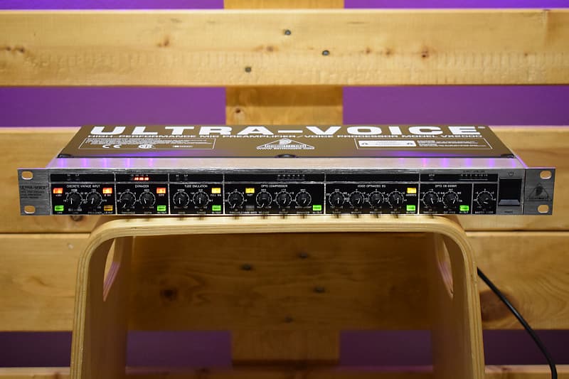 Behringer Ultravoice High-Performance Mic Preamplifier/Voice | Reverb