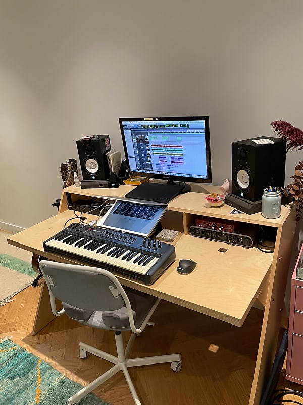 Output Platform Desk | Reverb