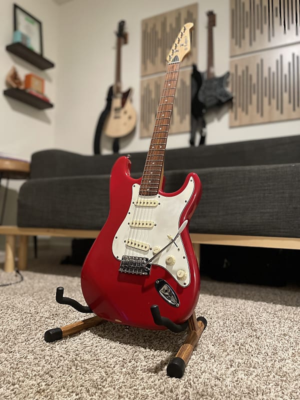 Lotus Strat 1980s - Red | Reverb