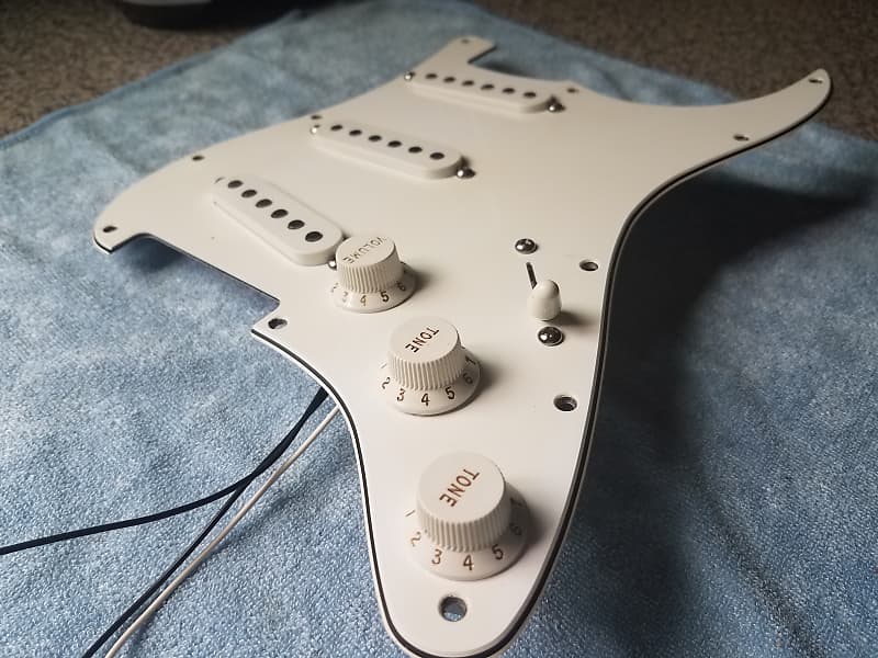 1990s Fender USA Pickups Delta Tone Loaded Stratocaster | Reverb