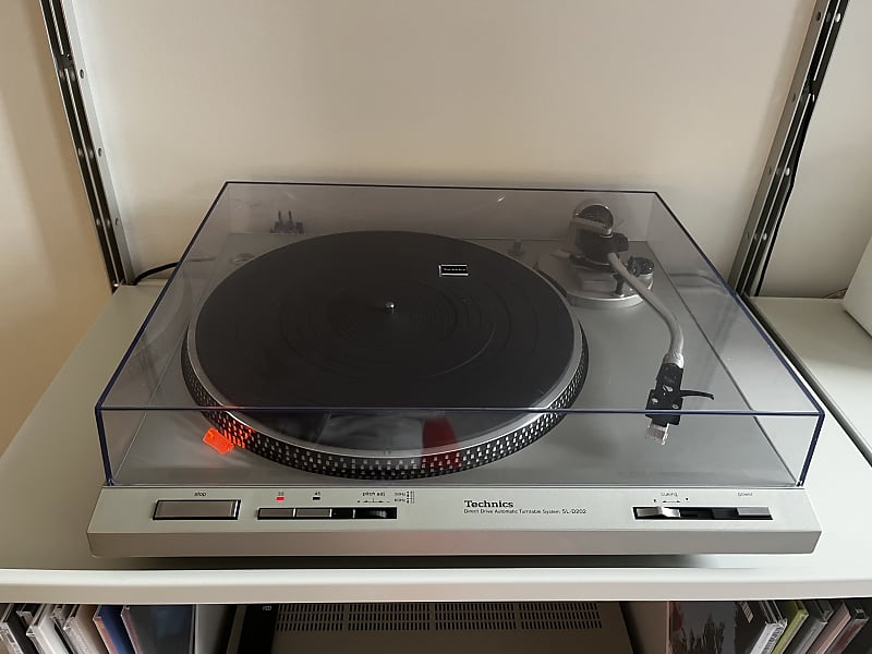 Technics SL-D202 1981 Silver | Reverb