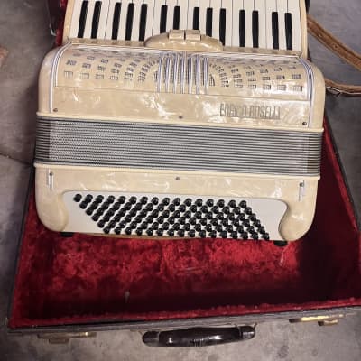 Enrico Roselli 17 1/2" White Pearl | Reverb