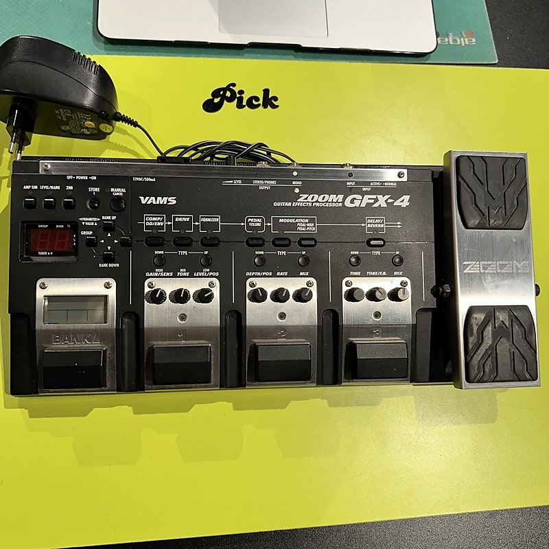 Zoom GFX-4 Multieffetto per chitarra elettrica | Reverb France