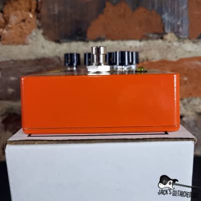 IdiotBox Effects Cool Buzz Bass Fuzz | Reverb