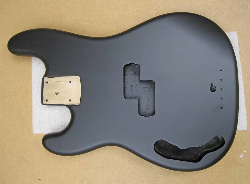 Fender ¾ LEFTY P-BASS Body | Reverb