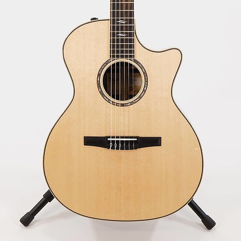 Taylor 800-Series 814ce Nylon String Grand Auditorium | Reverb