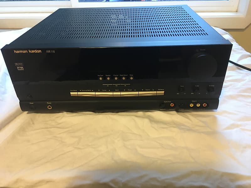 Harmon Kardon AVR 110 | Reverb Canada