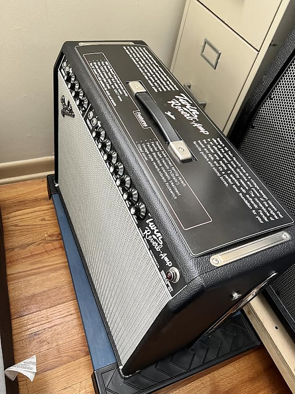 Fender '65 Twin Reverb 2x12-inch 85-watt Tube Combo Amp | Reverb