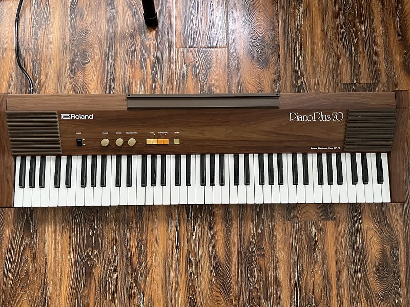 Roland HP-70 Piano Plus 1981- - Woodgrain | Reverb