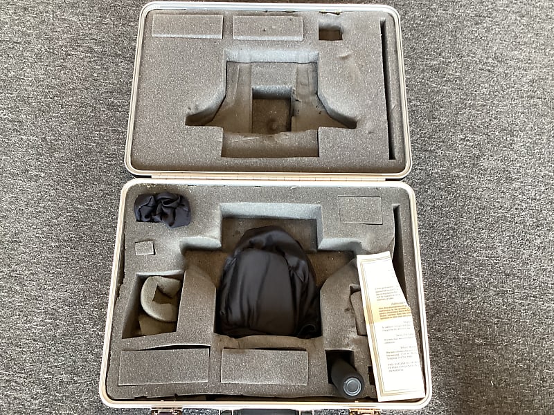 Crown SASS-P MKII Stereo PZM Microphone with Case | Reverb