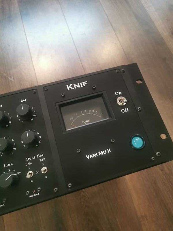 Knif Vari Mu 2 | Reverb