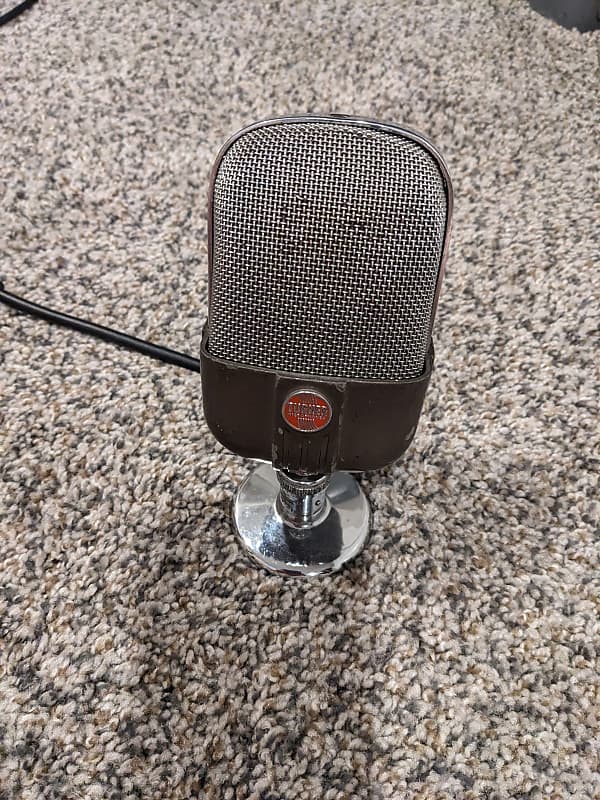 Turner 87 Ribbon Microphone | Reverb