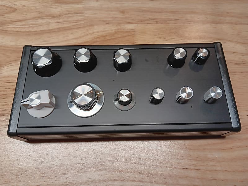Vintage 11-Piece Moog-Inspired Knob Kit New Production Custom | Reverb