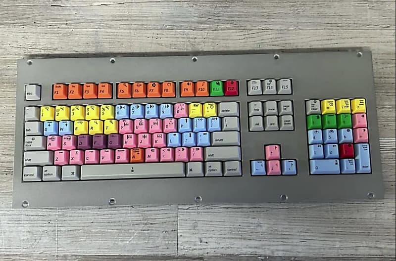 Avid Digidesign D-Control ICON Keyboard | Reverb