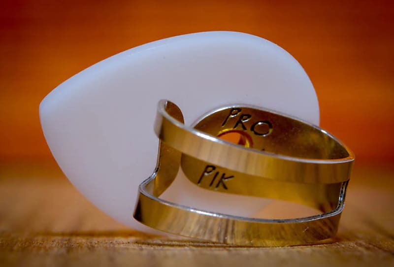 ProPik® Thumb-Flat Thumbpick - Large | Reverb Canada