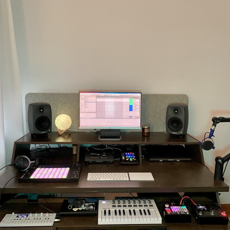 Studio Furniture - Recording Studio Desks & Racks | Reverb