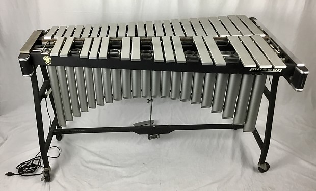 1973 M55 Musser Vibraphone w/ Case and Heavy Duty Cover | Reverb