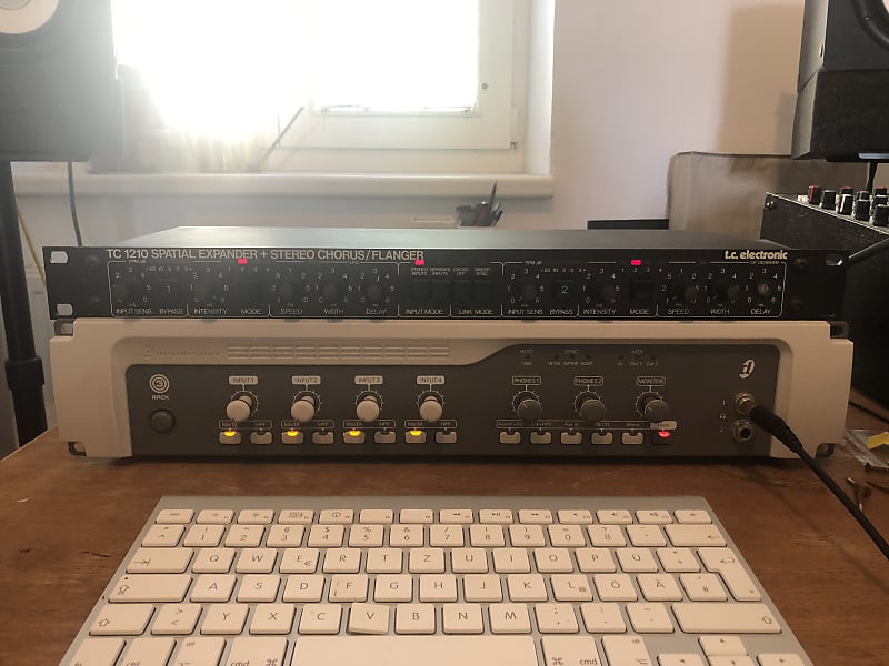 TC Electronic - TC 1210 Spatial Expander | Reverb