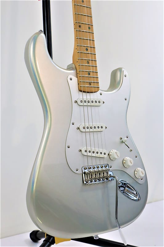 Fender HER STratocaster | Reverb