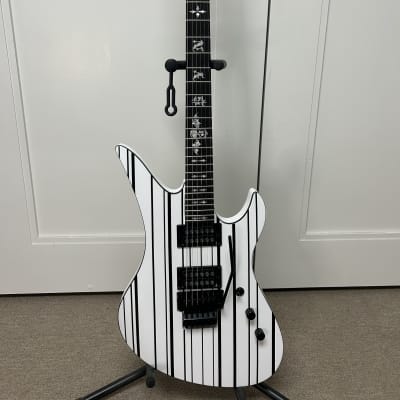 Schecter Diamond Series SYN Standard | Reverb