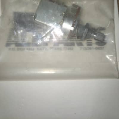 AllParts Model EP 286 - 6 + 3 tab pot - small 1990's Chrome | Reverb