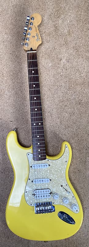 Fender Stratocaster Yellow | Reverb
