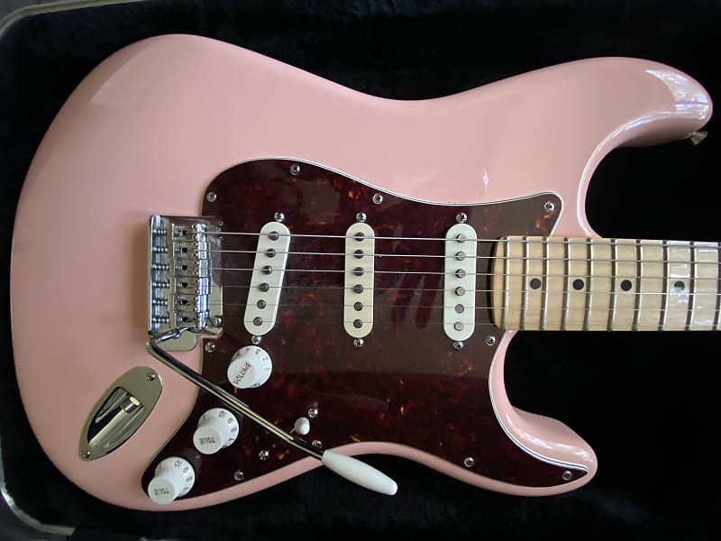 Fender Player Stratocaster Limited-Edition Shell Pink w/many | Reverb