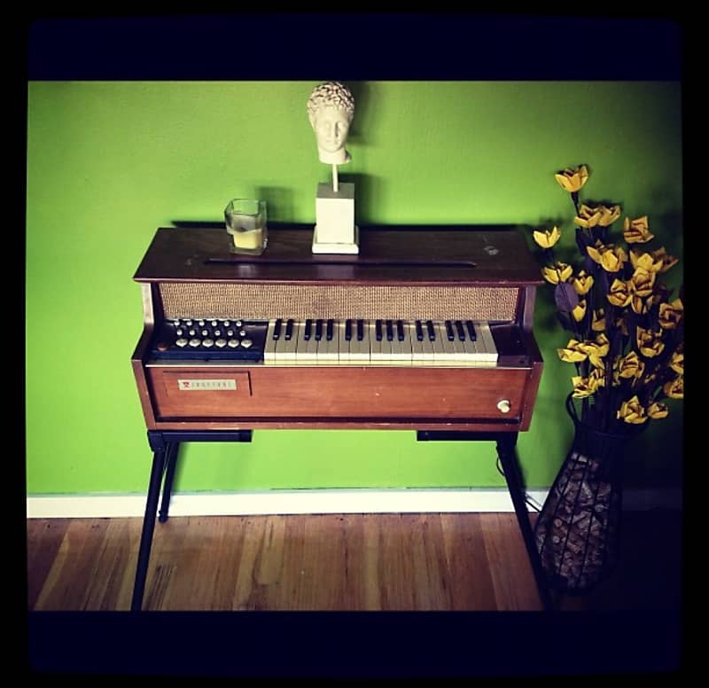 Truetone Electric Chord Table Organ 1950s Walnut Brown | Reverb UK