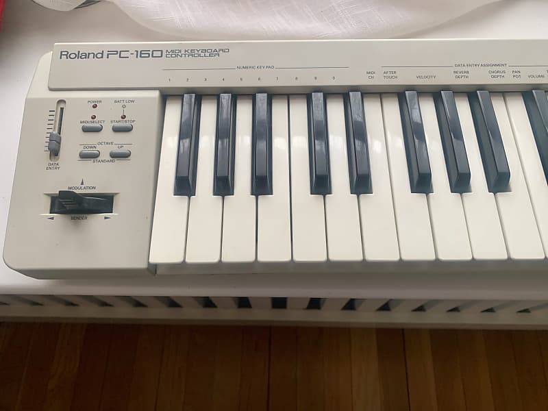 Roland PC 160. 32 Keys. | Reverb