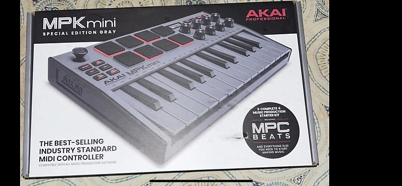 Akai MPK mini controller 2010's | Reverb