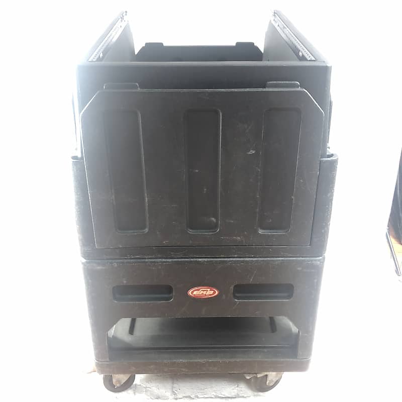 SKB Gig Large Rolling Slanted Mixer Rack Case | Reverb