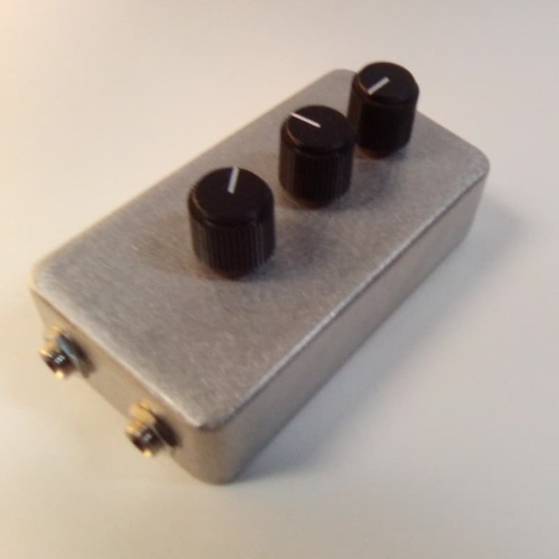 Kneebone Street Shop Experiment #53 Tripple Tone Control | Reverb