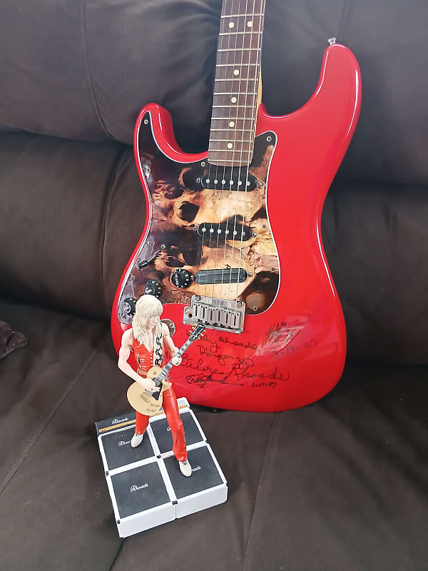 Left Handed Fender Stratocaster signed by the Randy Rhoads | Reverb