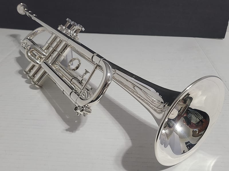 Getzen Eterna 900 Severinsen Model Trumpet,2 mouthpieces ,2 | Reverb