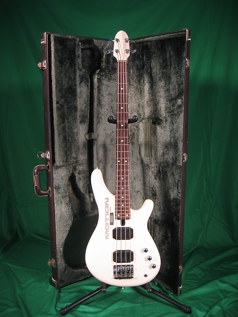 1980s Yamaha Motion B MB-III 32 Inch Scale 4 String Bass | Reverb