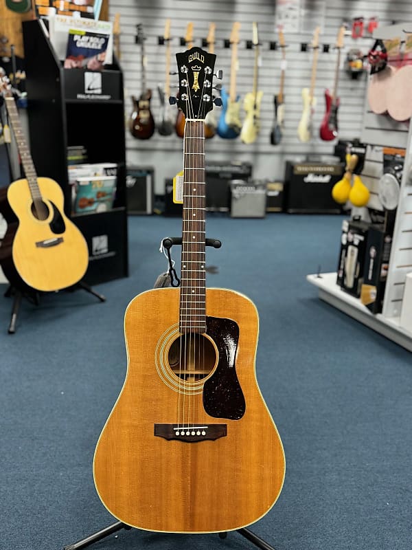 1975 Guild D40 NT Acoustic Guitar with case (used) | Reverb