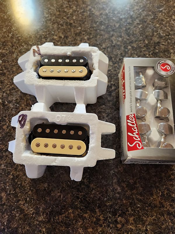 PRS SE Custom 24 pickups and tuners 2022 | Reverb