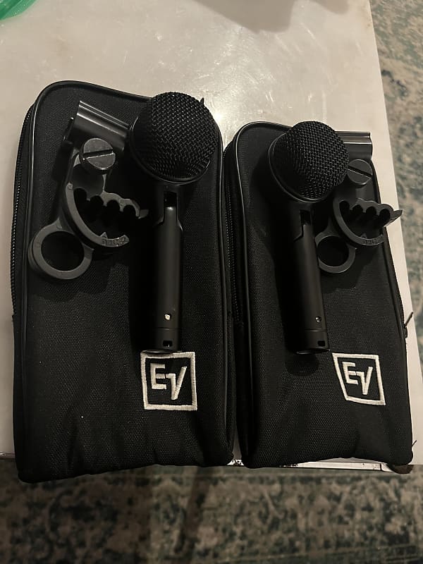 (2) Electro-Voice ND44 Cardioid Dynamic Microphone with | Reverb