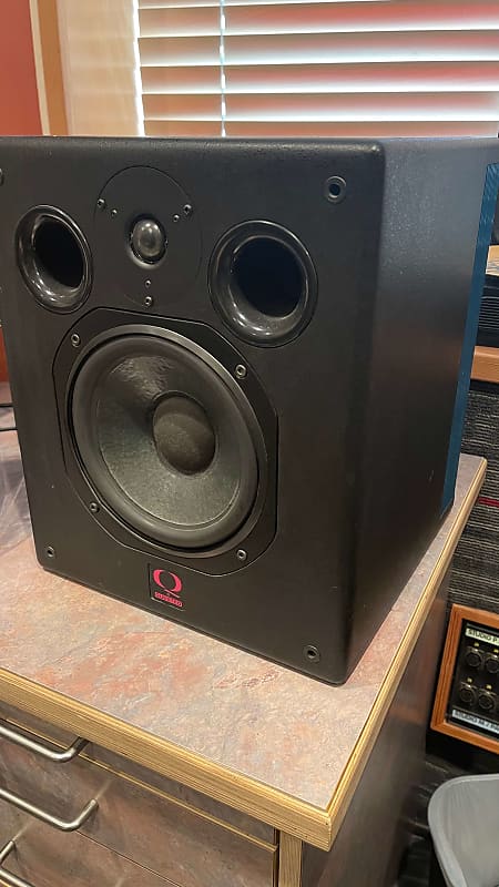 Quested VS2108 / PAIR | Reverb