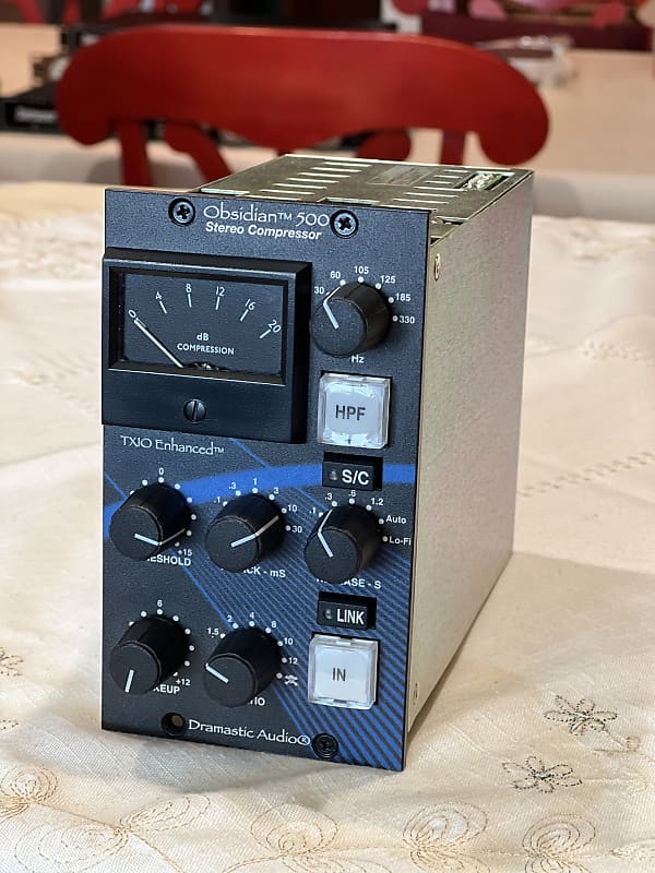 Dramastic Audio Obsidian Stereo VCA Compressor 500-Series | Reverb
