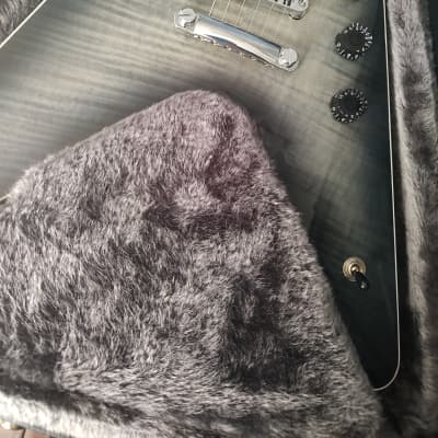 Firefly FFLV flying V 2022 - Black / Grey Burst with Flame | Reverb