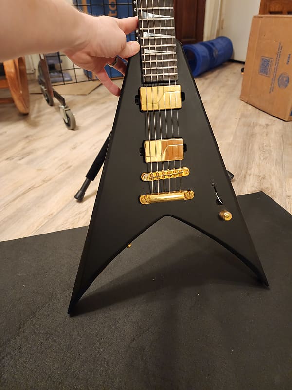 Jackson Custom Shop Limited Edition KV2 satin black 2023 - | Reverb