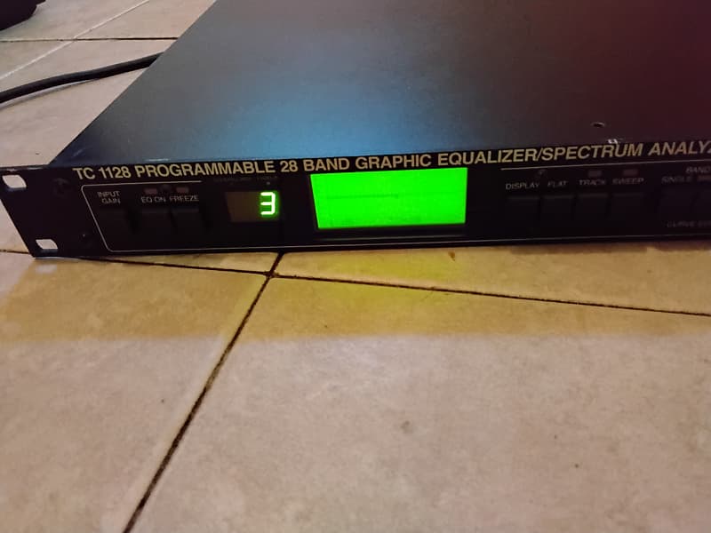 TC Electronic 1128 Programmable 28 Band EQ | Reverb
